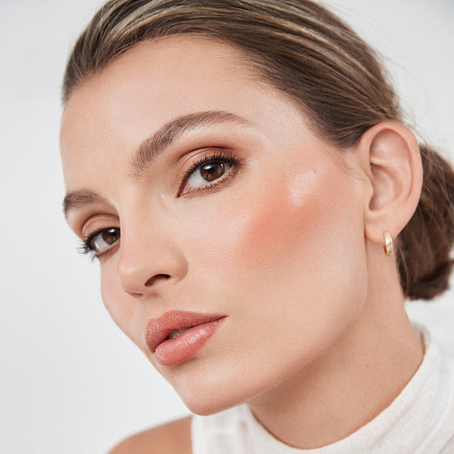 Shop Highlighter | Hourglass Cosmetics